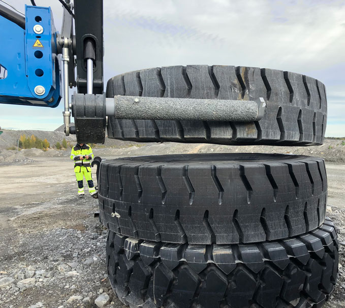 the most efficient Tyre Handler for Mining and Construction OTR tyres